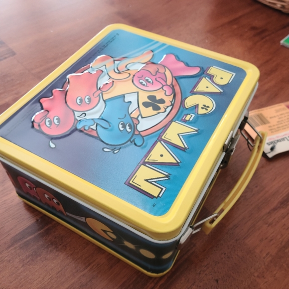 aladdin | Kitchen | Vintage Pacman Metal Lunchbox With Thermos New By ...